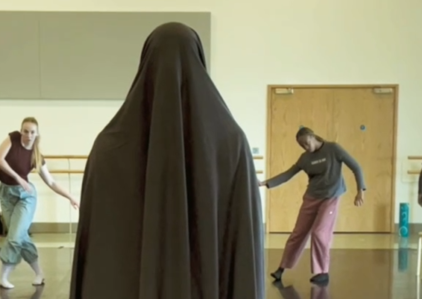 Exploring Surrealism Through Dance: A Journey of Artistic Discovery ...